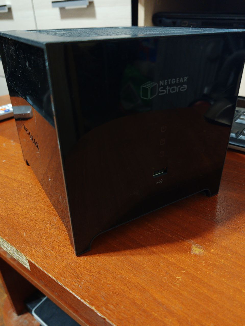 NAS Netgear Stora MS2000 (OpenWRT) - ЯПлакалъ