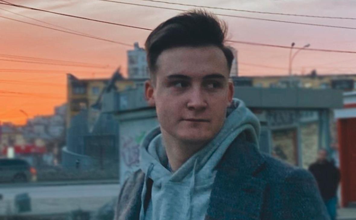 Силовики изымают из офиса URA RU технику и документы - ЯПлакалъ