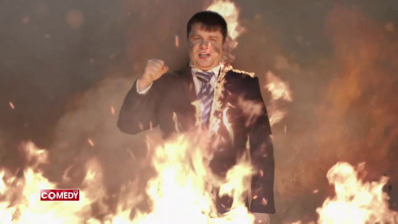 Пожар на нефтебазе в Каменском районе Ростовской области продолжается ...